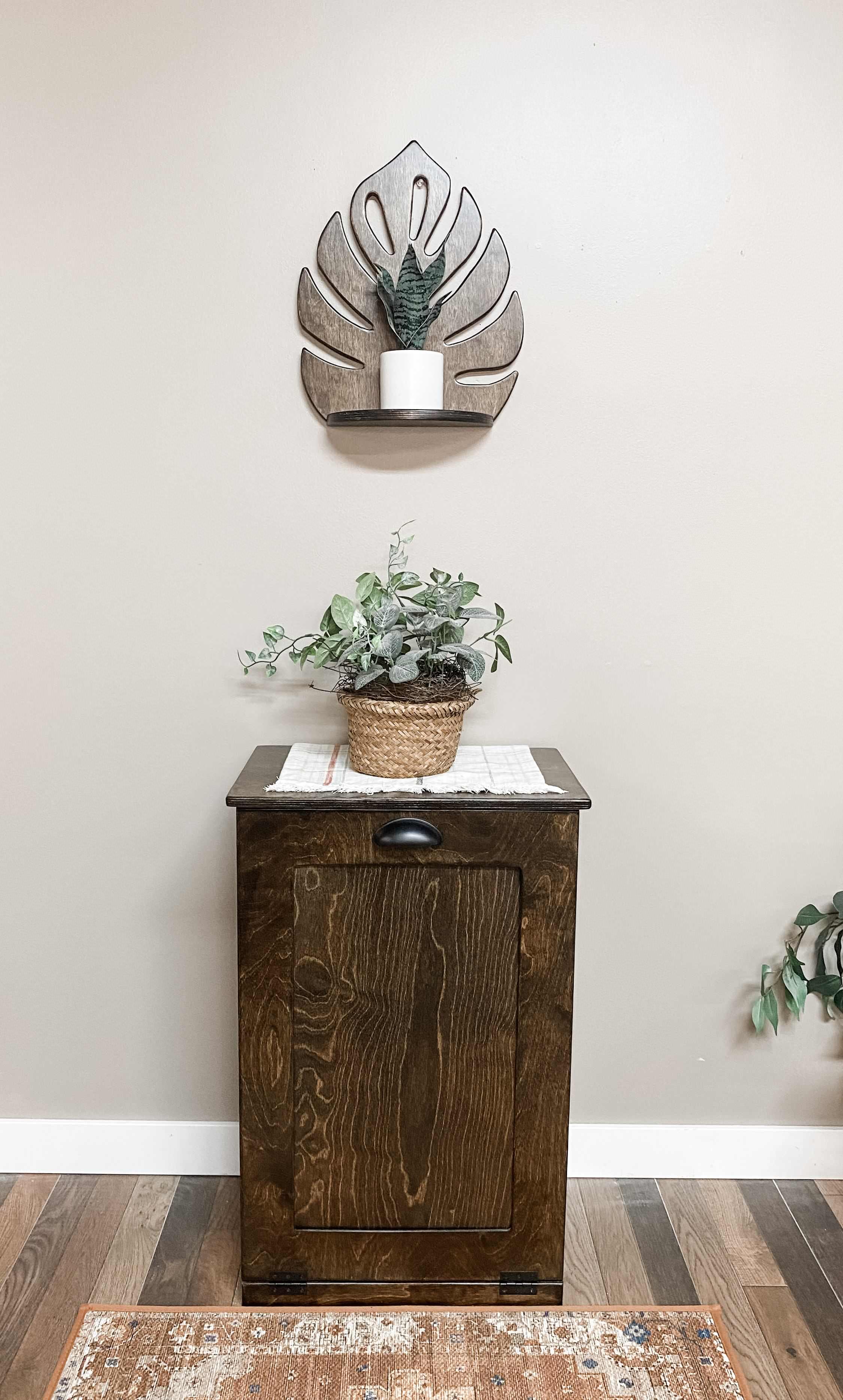 Sinclair in dark brown wood – The LoveMade Home